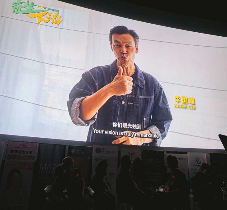 低清2026贺岁片《寄生下流》演员破千人 票房目标700万